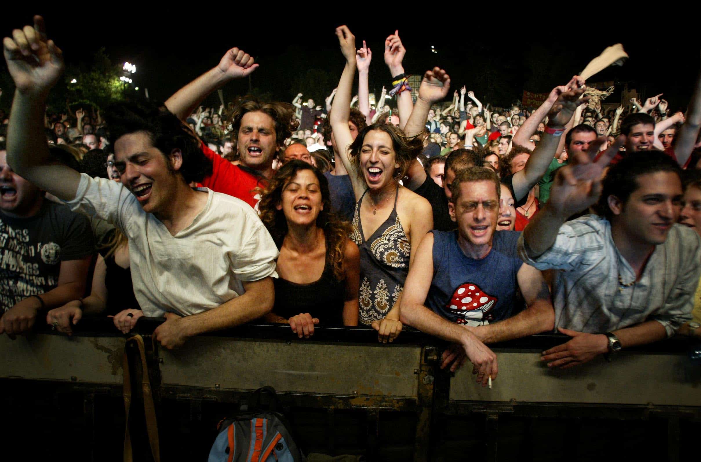 Israeli students dance during a concert - ג'רוזלם טיימס| jerusalem-times